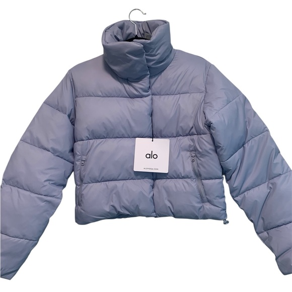 ALO Yoga | Jackets & Coats | 85 Nwt Alo Yoga Gold Rush Puffer Jacket ...
